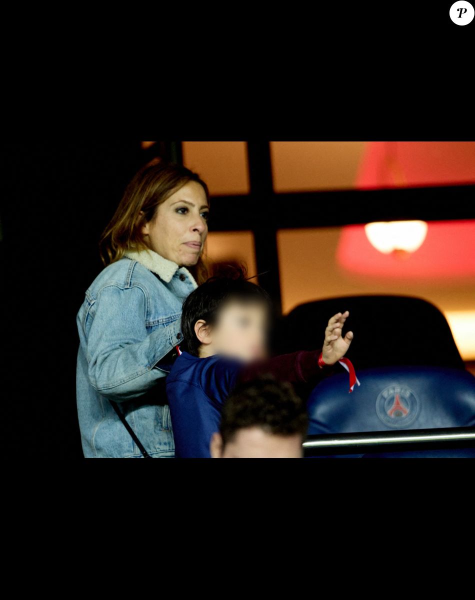 Léa Salamé Complice Avec Son Fils Le Bébé De Michaël Youn Visiblement