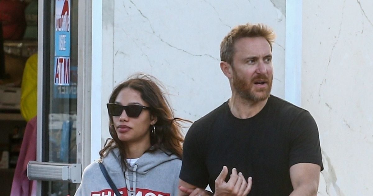 David Guetta et sa compagne Jessica Ledon se baladent en amoureux le ...