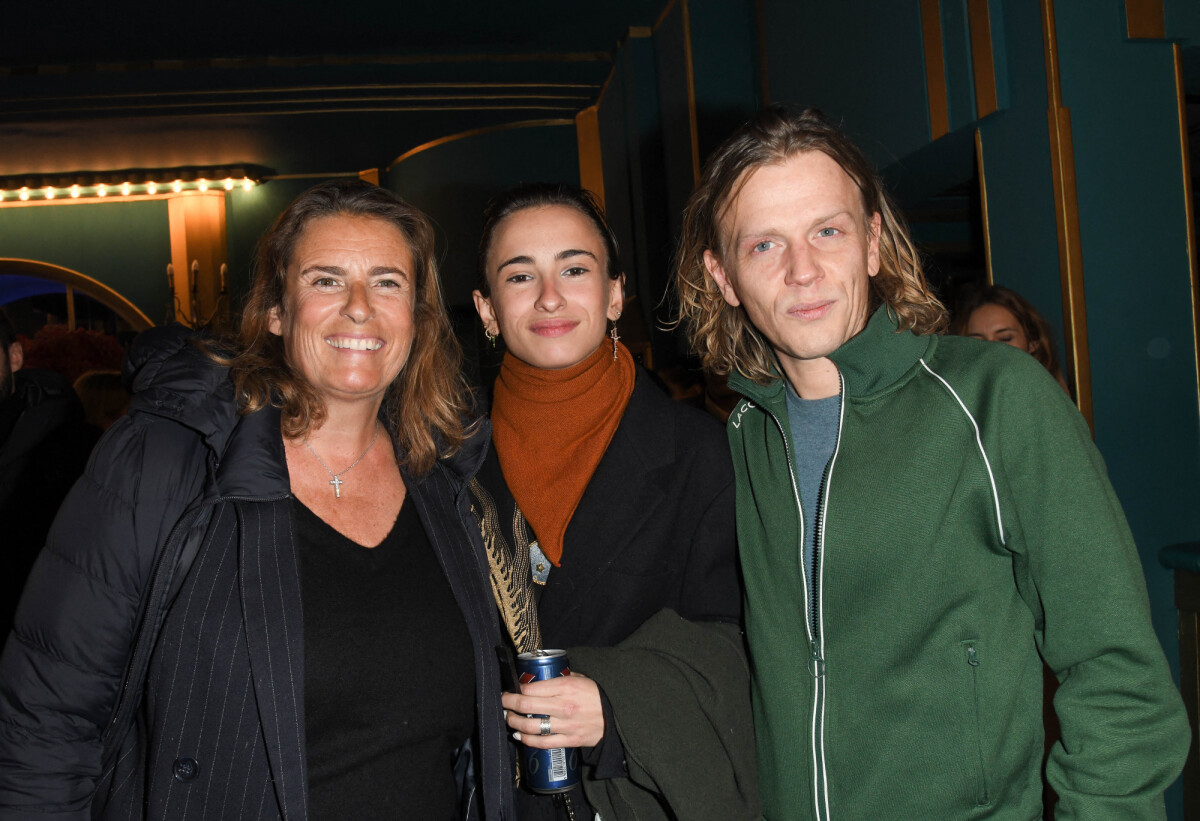Photo : Lisa Azuelos, sa fille Thaïs Alessandrin et Alex Lutz - 100e du ...