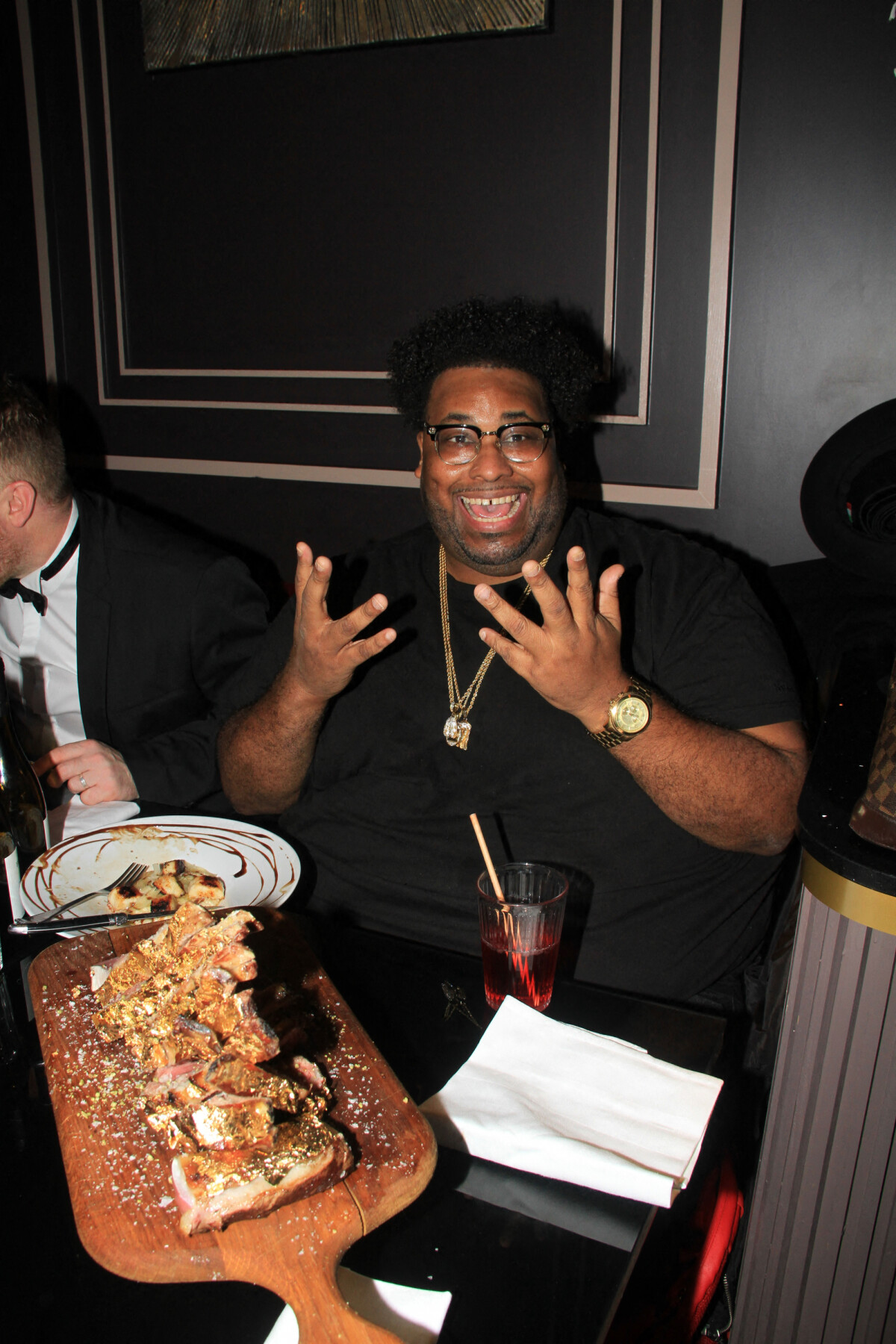 Photo : Exclusif - Big Ali - Soirée au restaurant "Le Steak du Baron" à ...