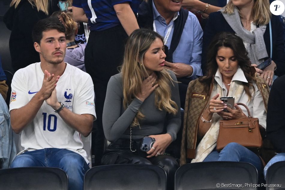 Dylan Deschamps, sa compagne Mathilde Cappelaere et Claude Deschamps en ...