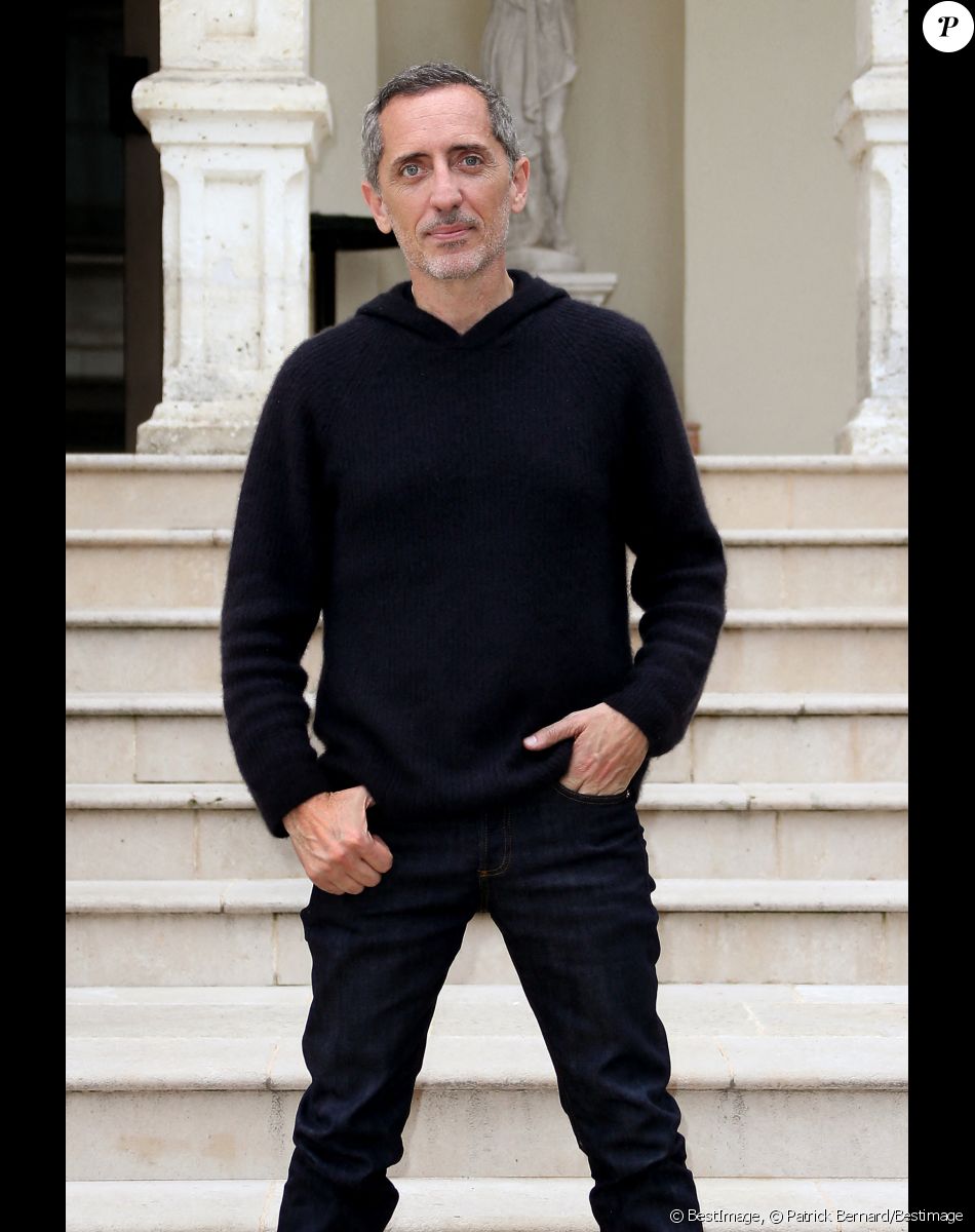 Gad Elmaleh Son Fils Noé Beau Gosse Romantique à New York Avec Sa Compagne Johanna Le