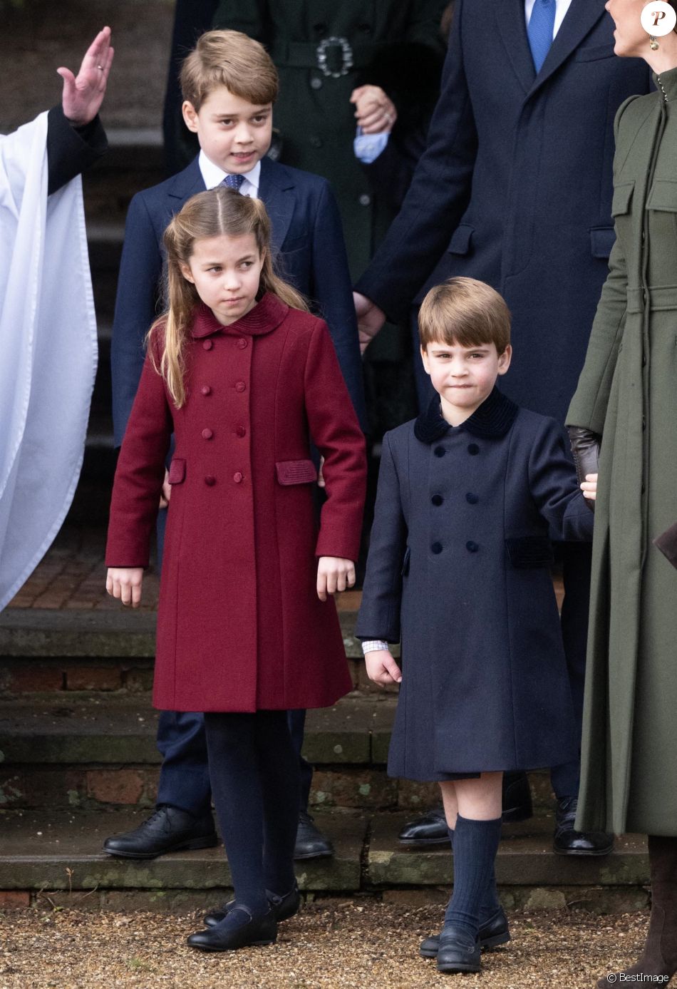 Le prince George de Galles, la princesse Charlotte de Galles et le ...