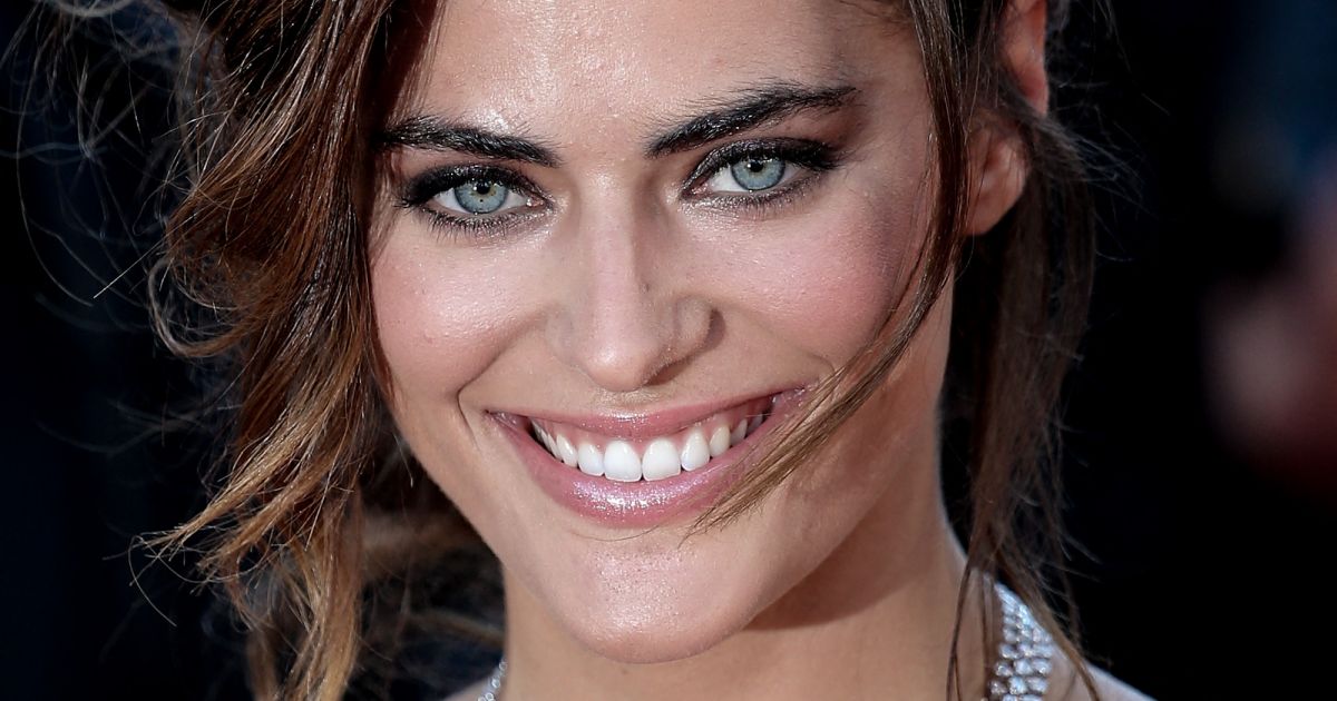 Alyson Le Borges (fille de Anthony Delon) - Montee des marches du film ...