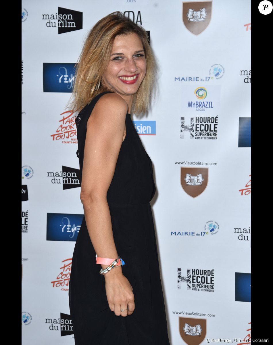 Amandine Bourgois (Nouvelle Star) est maman ! Doux prénom choisi ...
