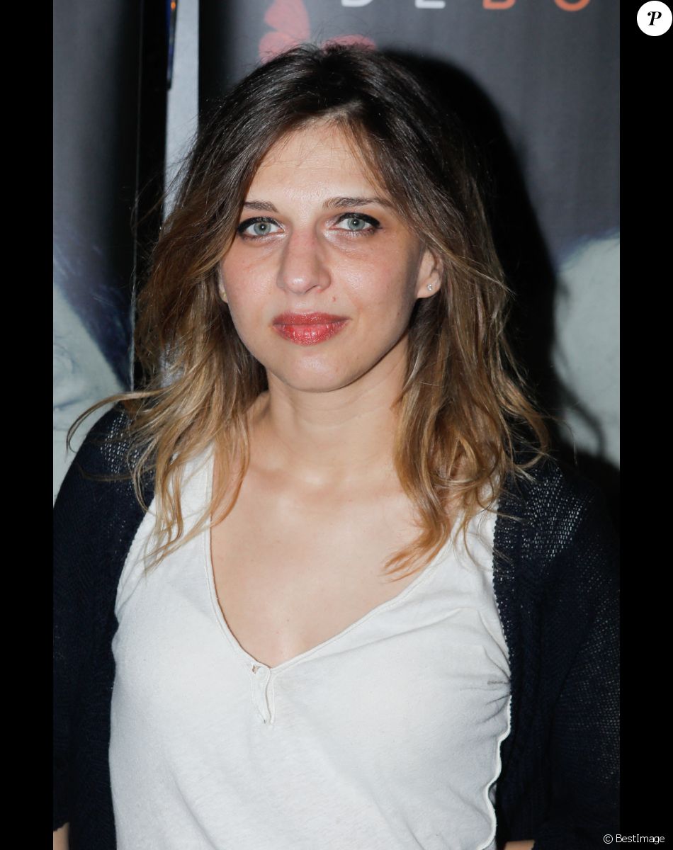 Amandine Bourgois (Nouvelle Star) est maman ! Doux prénom choisi ...