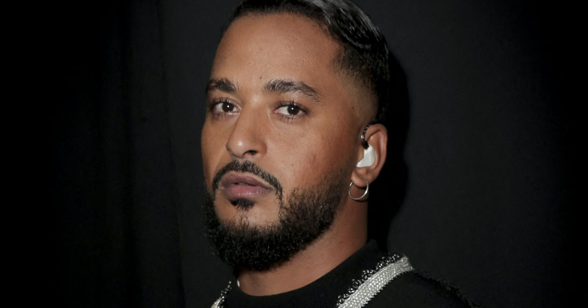 Exclusif - Slimane - Backstage - Enregistrement de l'émission La boîte ...