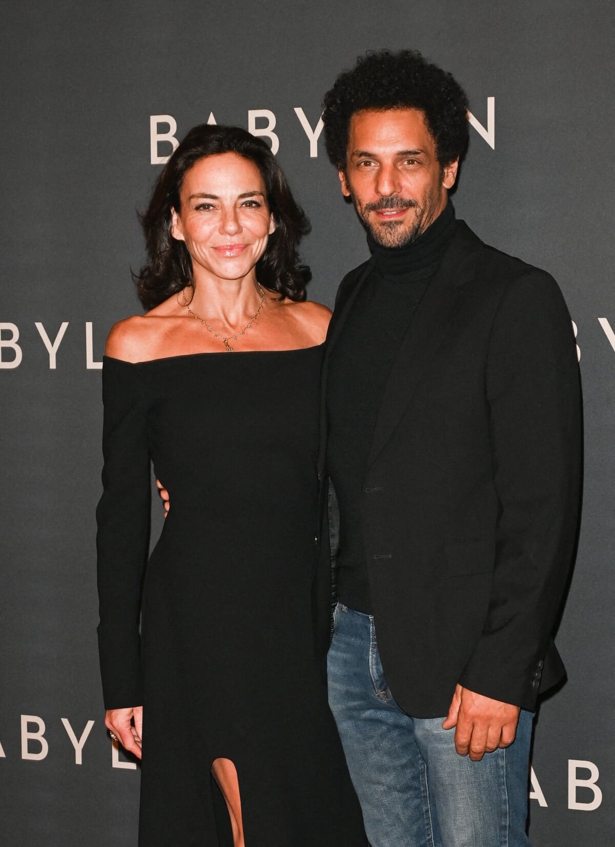 Photo : Tomer Sisley et sa femme Sandra à la première du film "Babylon ...