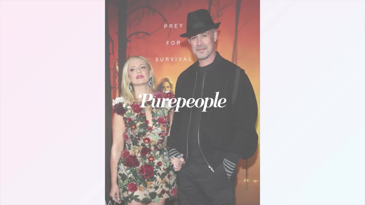 Vidéo Sarah Michelle Gellar Premier Tapis Rouge Avec Son Mari