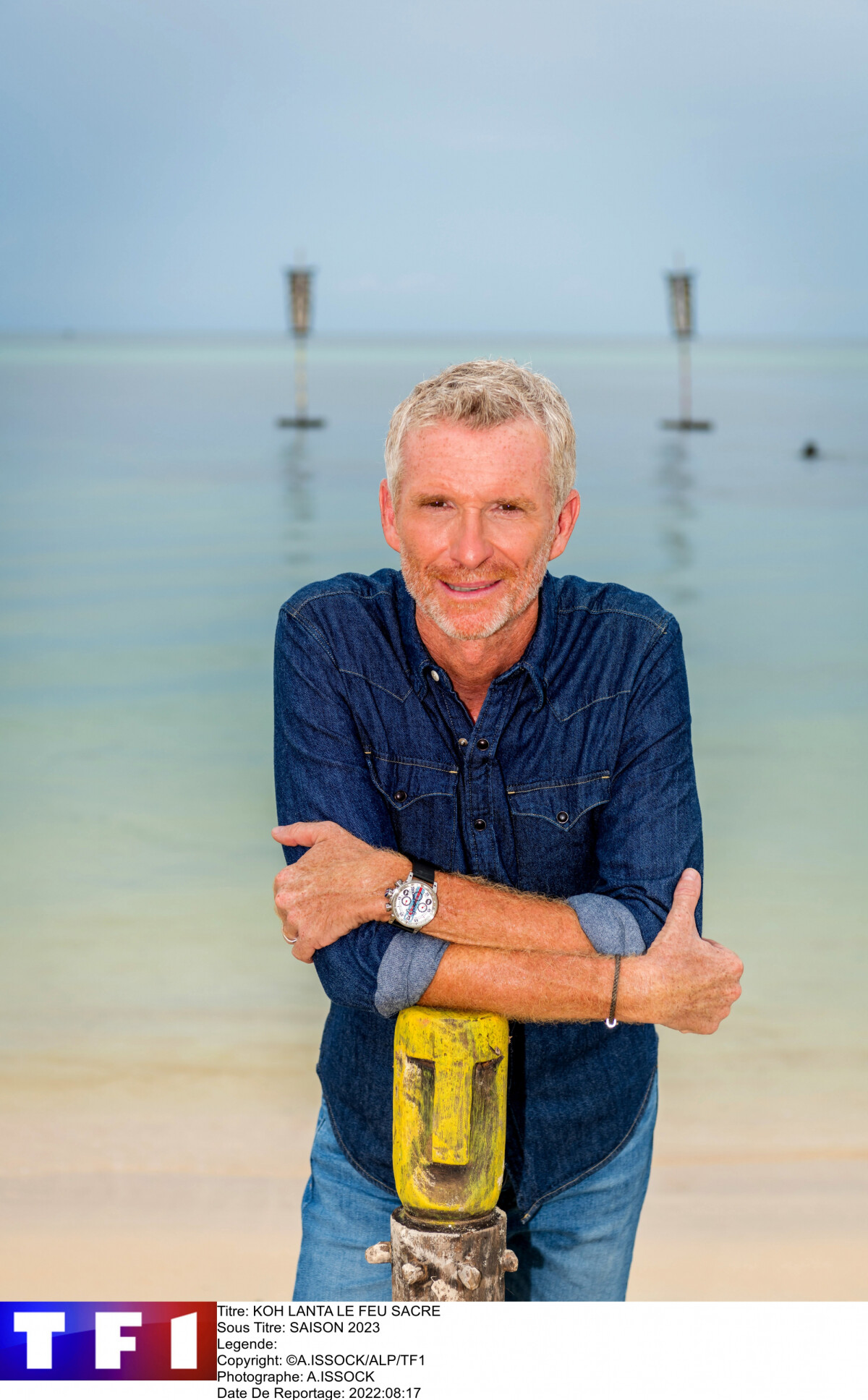 Photo : Portrait officiel de Denis Brogniart pour "Koh-Lanta, le Feu ...