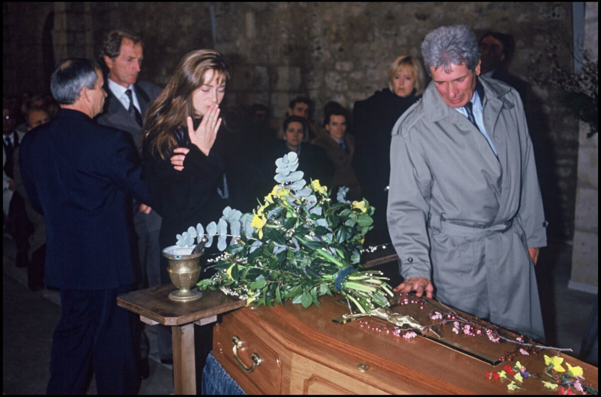 Photo : Obsèques de l'animateur Patrick Roy, sa femme Karine et son ...
