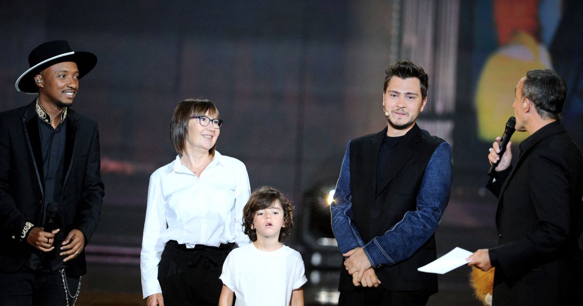 Exclusif - Jeff Panacloc, Soprano, Brigitte Colcanap (mère), Marloe (Frère) et Nikos Aliagas ...