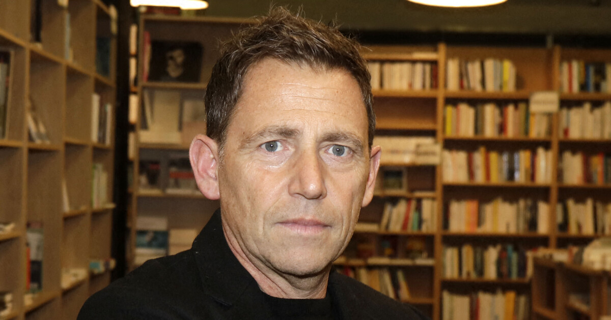 "Il avait le froc plein" : Daniel Riolo humilie l'un des responsables ...