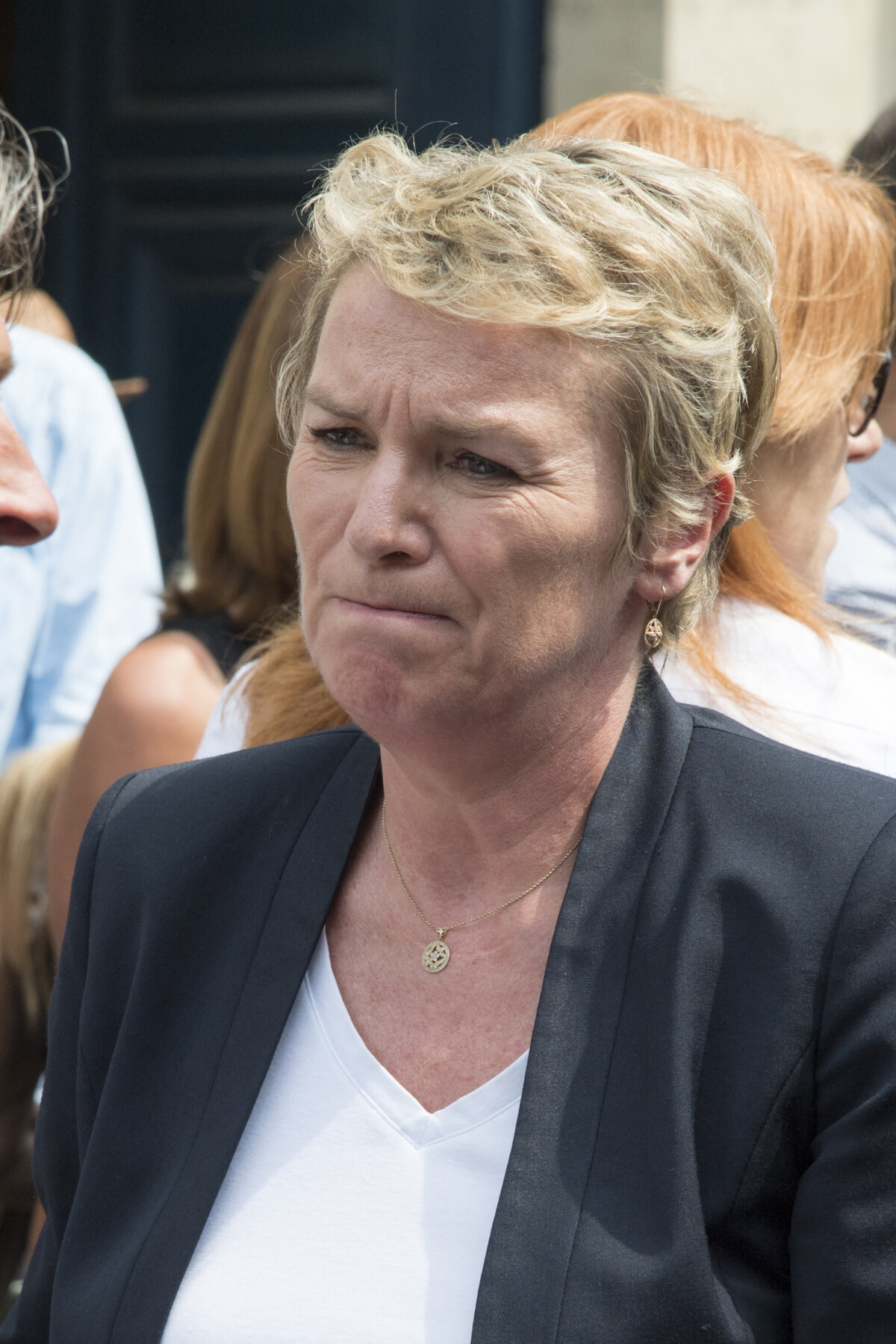 Photo : Exclusif - Elise Lucet lors des obsèques de Hervé Ghesquière en ...