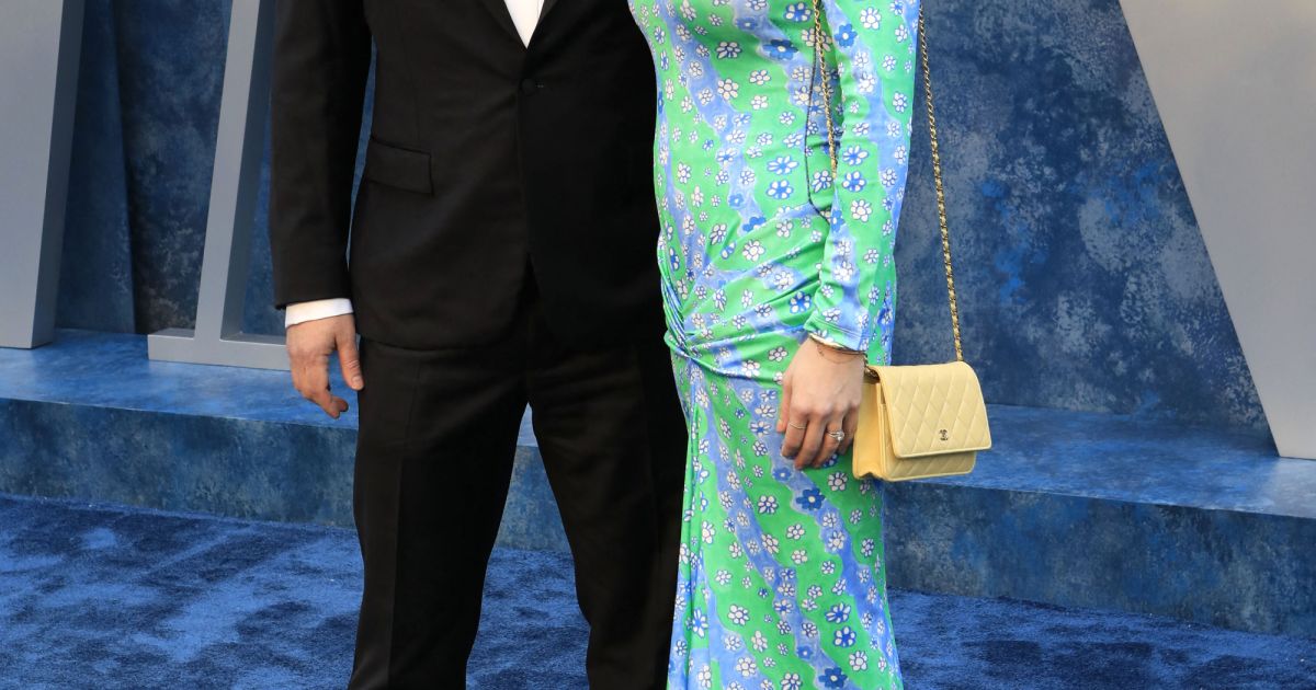Mike Hogan et Katie Hogan au photocall de la soirée Vanity Fair lors de la 95ème édition de la ...