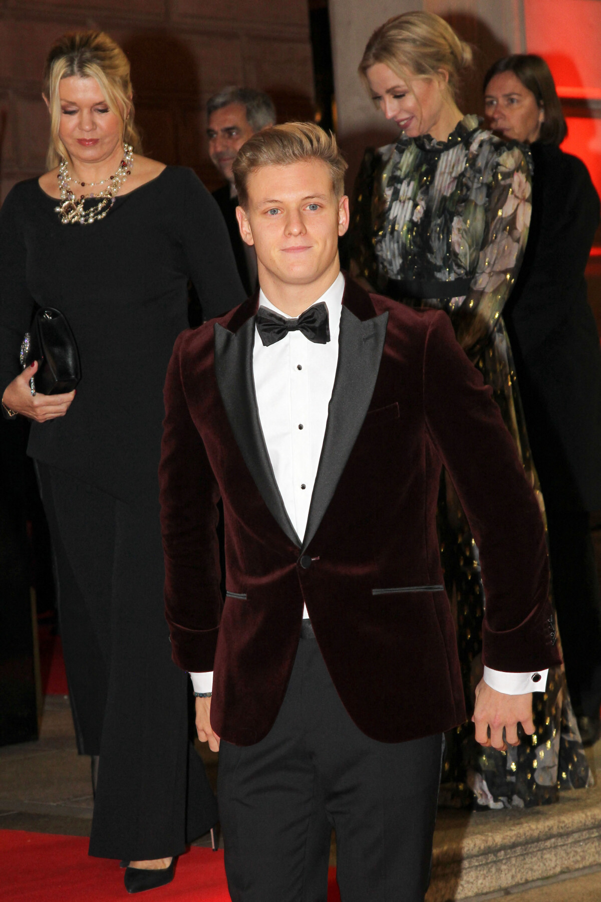 Photo : Corinna Betsch Schumacher et son fils Mick assistent à la ...
