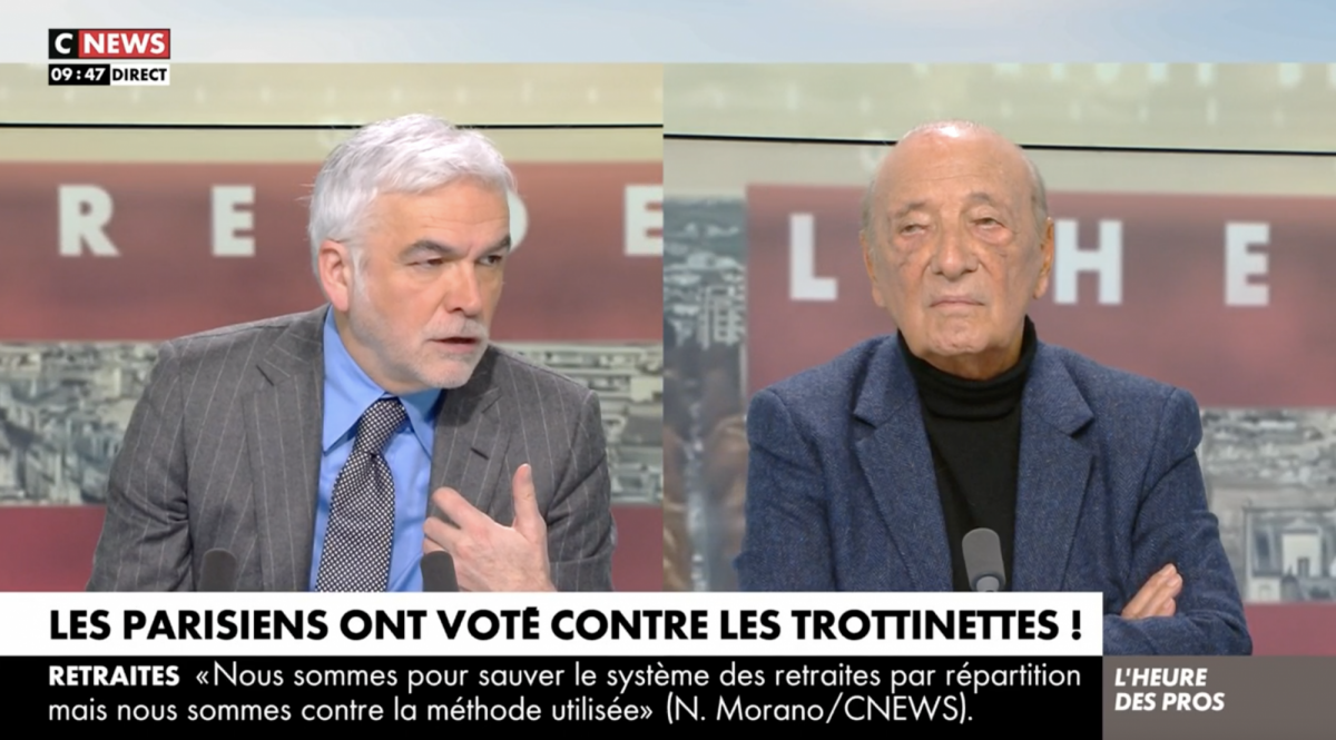 Photo : Pascal Praud et son chroniqueur Jacques Séquéla dans "L'Heure ...
