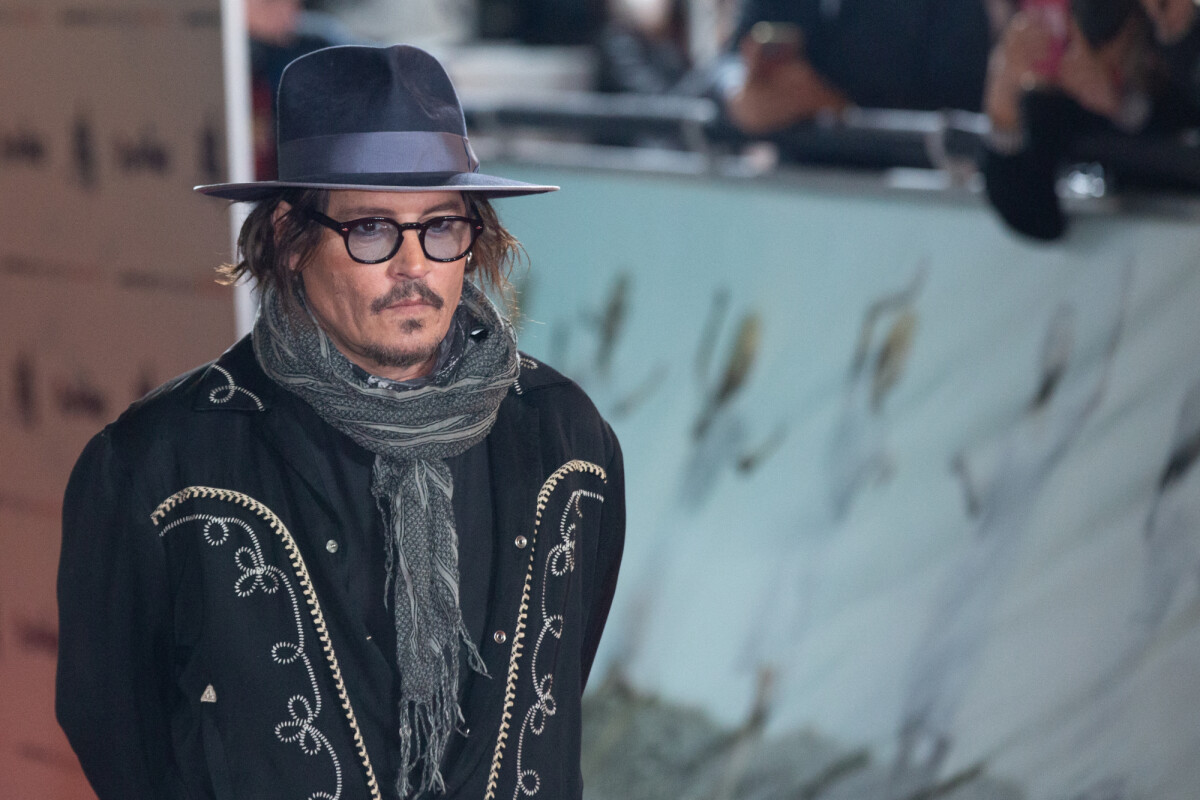 Photo : Johnny Depp arrive sur la Via della Conciliazione pour la 16ème ...