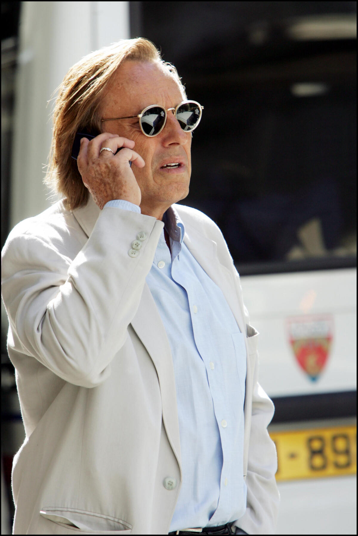 Photo : Alexandre Arcady - Mariage de Patrick Bruel, rue de la victoire ...