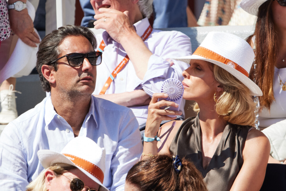 Photo : Sylvie Tellier et son mari Laurent Schenten en tribunes lors ...
