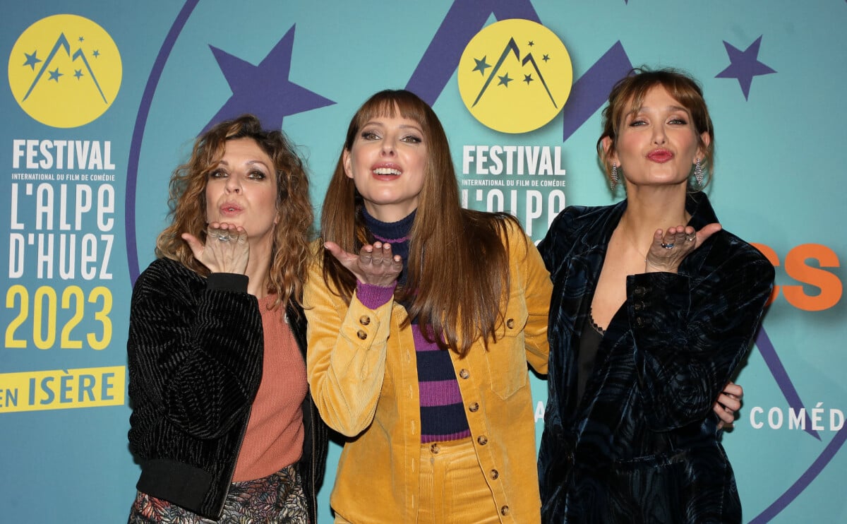 Photo : Carine Ribert, Frédérique Bel, Caroline Anglade pour le film ...
