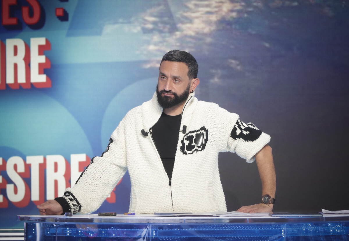 Photo : Exclusif - Cyril Hanouna sur le plateau de l'émission Touche ...