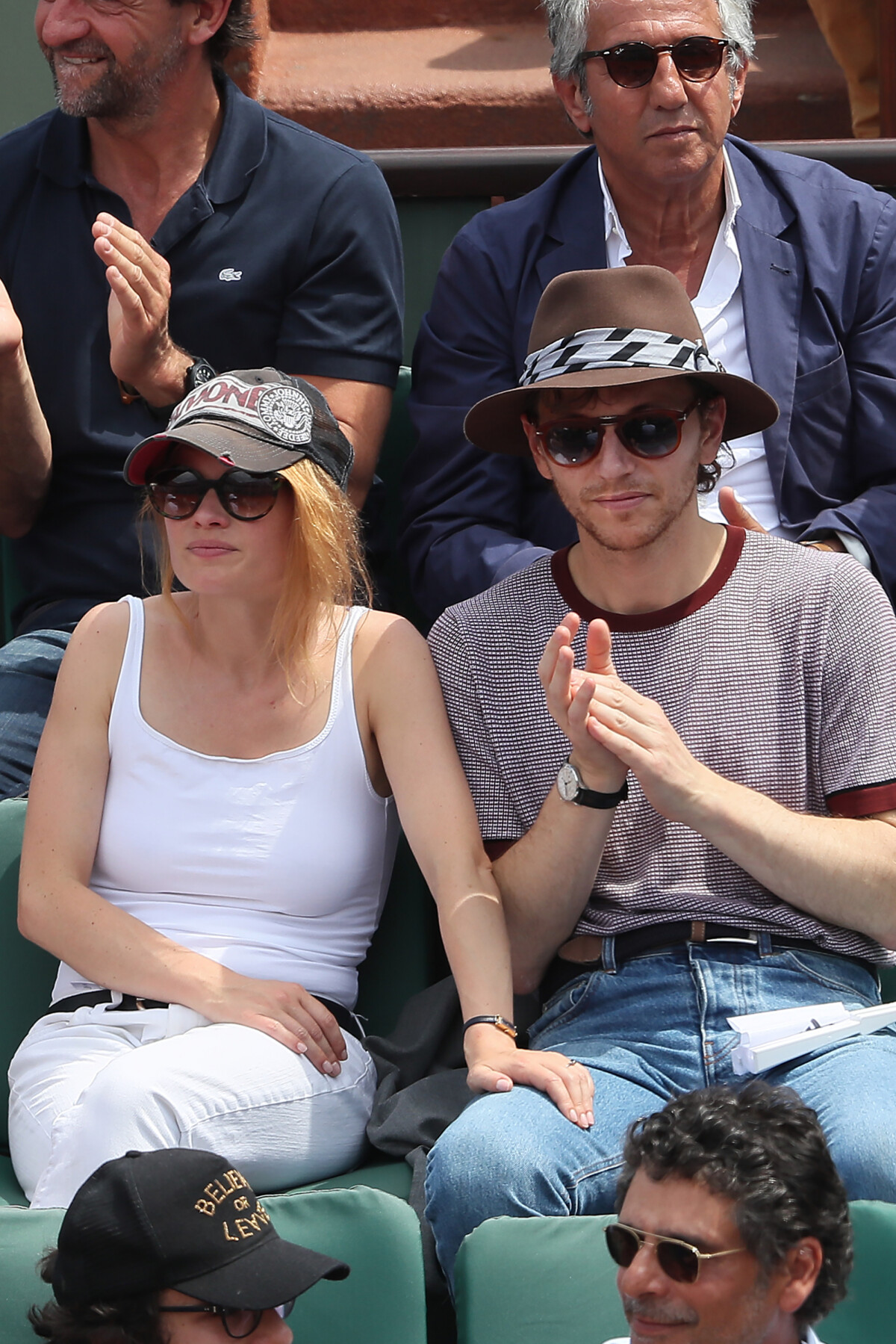 Photo : Le chanteur Raphaël, sa compagne Mélanie Thierry, Richard ...