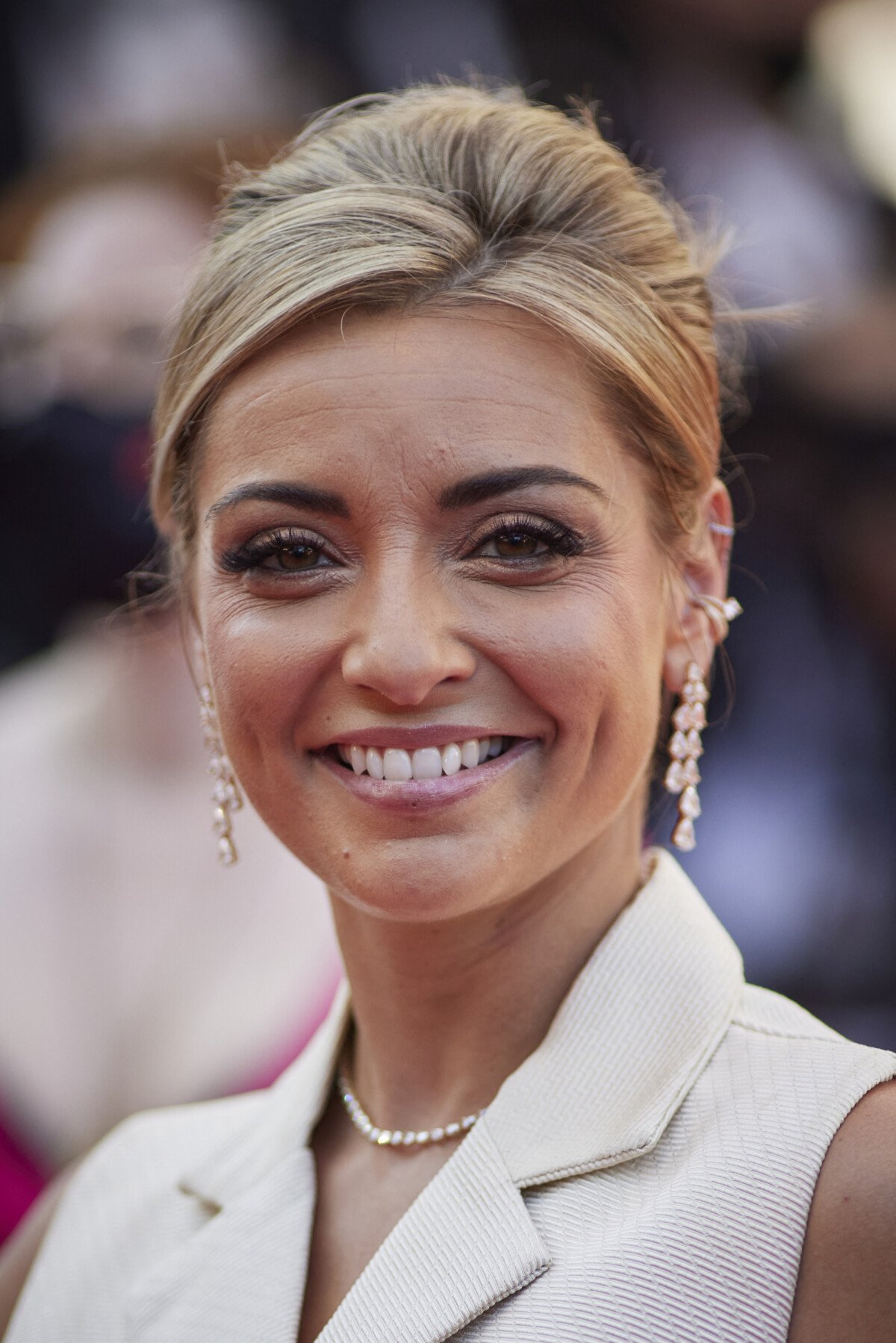 Photo : Priscilla Betti - Montée des marches du film " Benedetta " lors du 74ème Festival ...