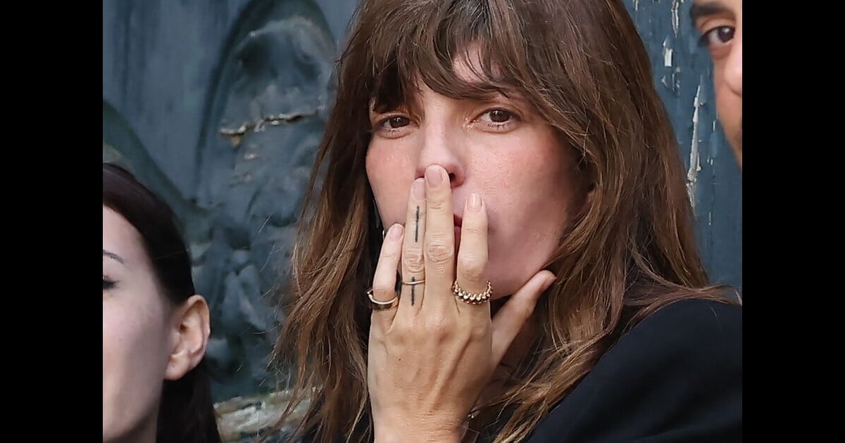 Jacques Doillon, père de sa fille Lou, absent pour l'adieu à Jane ...