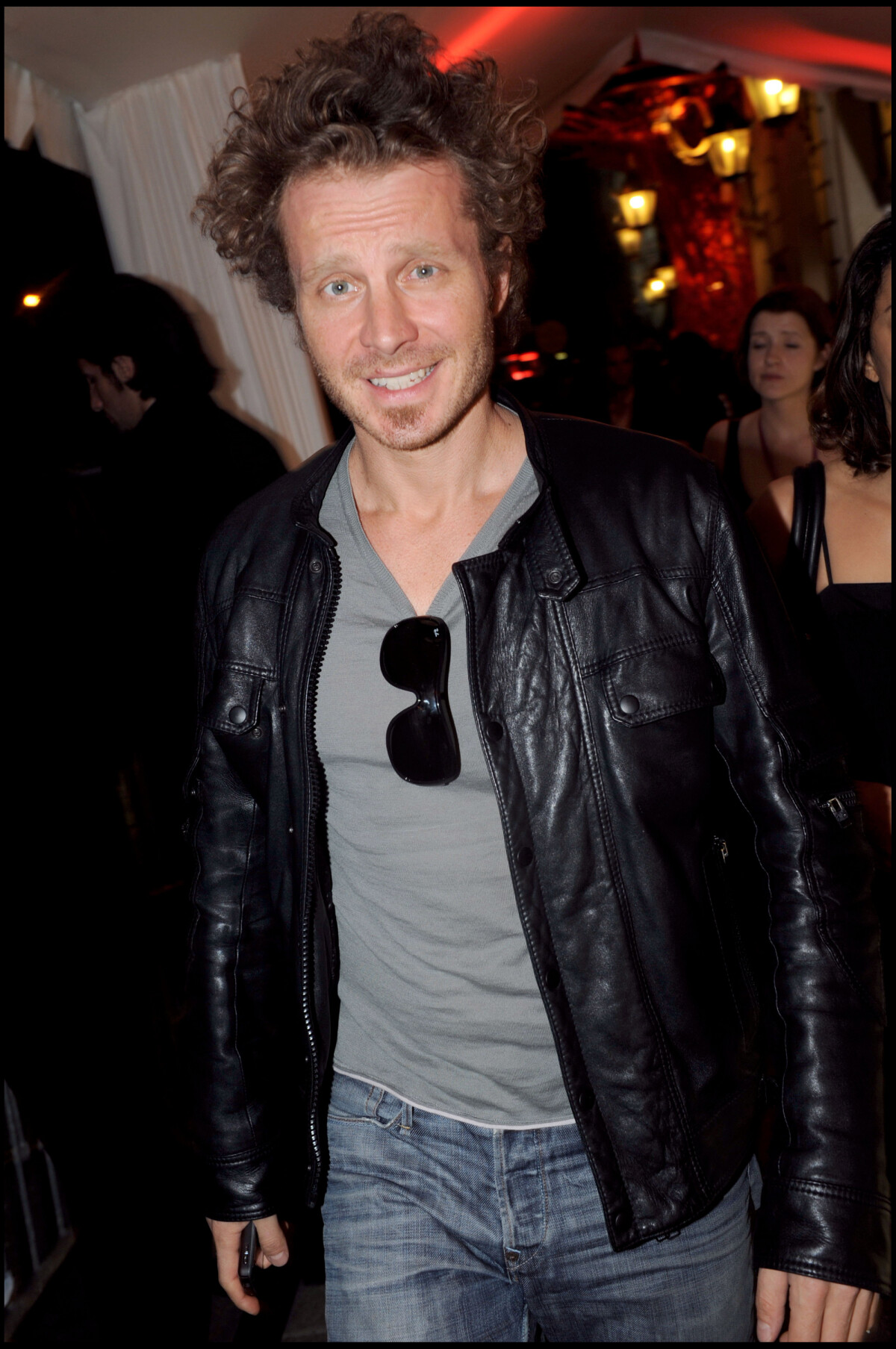 Photo : Le chanteur Sinclair - Demolition Party au Royal Monceau à ...
