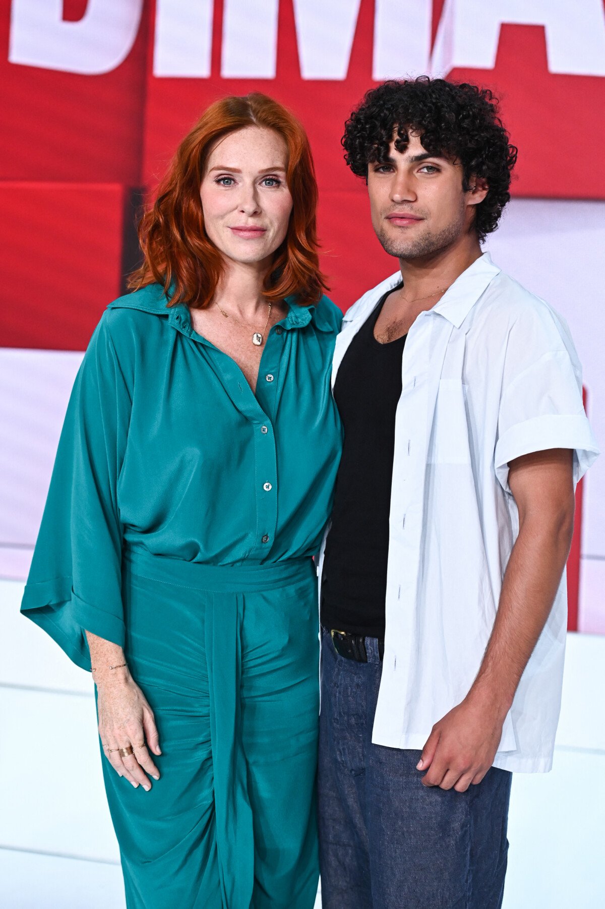 Photo : Audrey Fleurot et Sumai Cardenas se donnent la réplique dans la mini-série "Infiltré(e ...