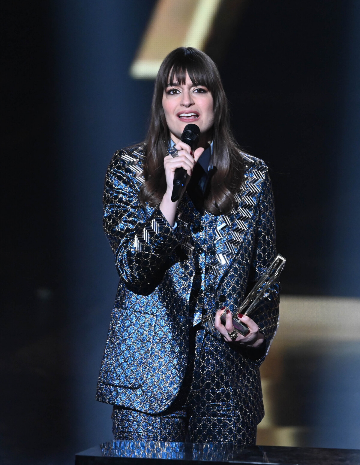 Photo : Clara Luciani (Artiste féminine de l'année et Album de l'année ...