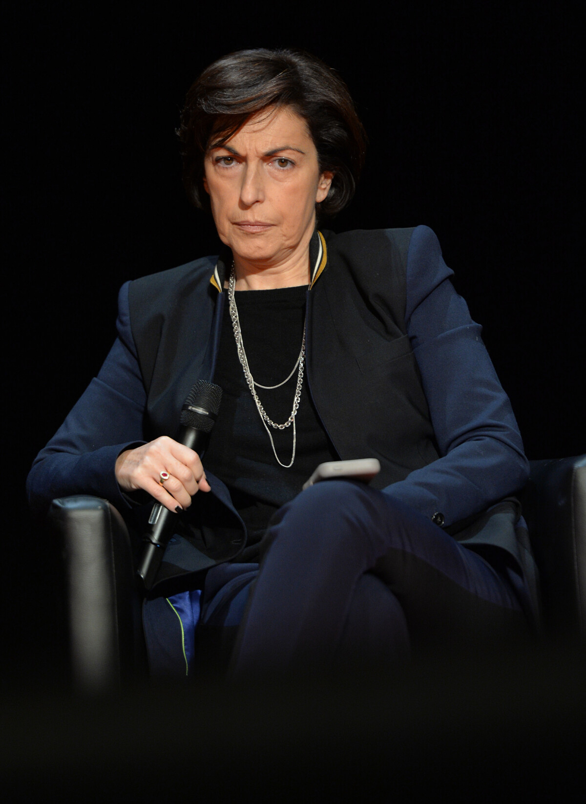 Vidéo : "Ferme ta g***** !" : Ruth Elkrief ciblée par Jean-Luc ...