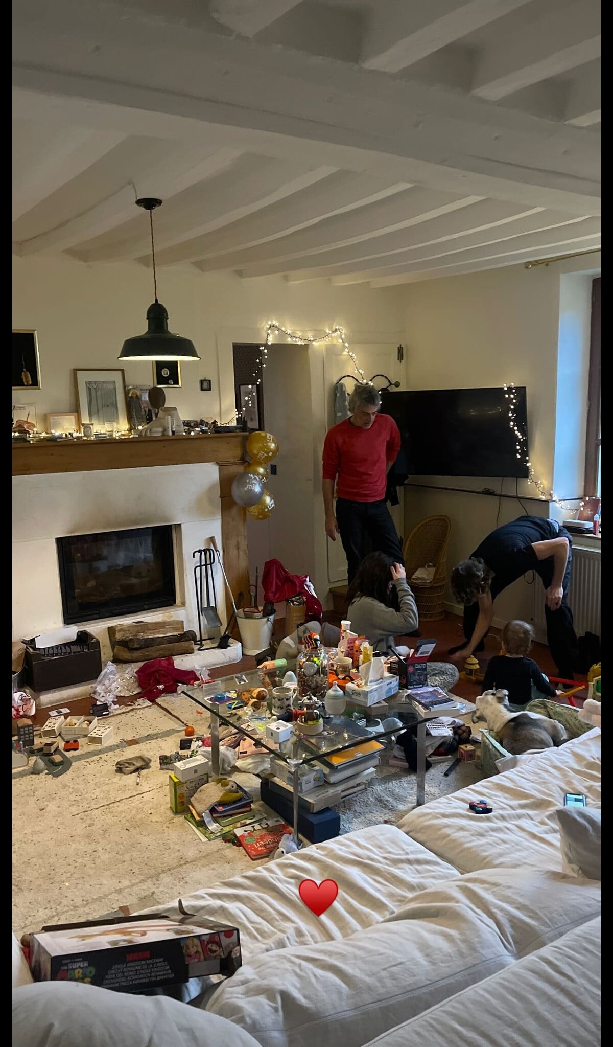 Photo : Le Noël de Lou Doillon à la campagne avec son fils Laszlo (né ...