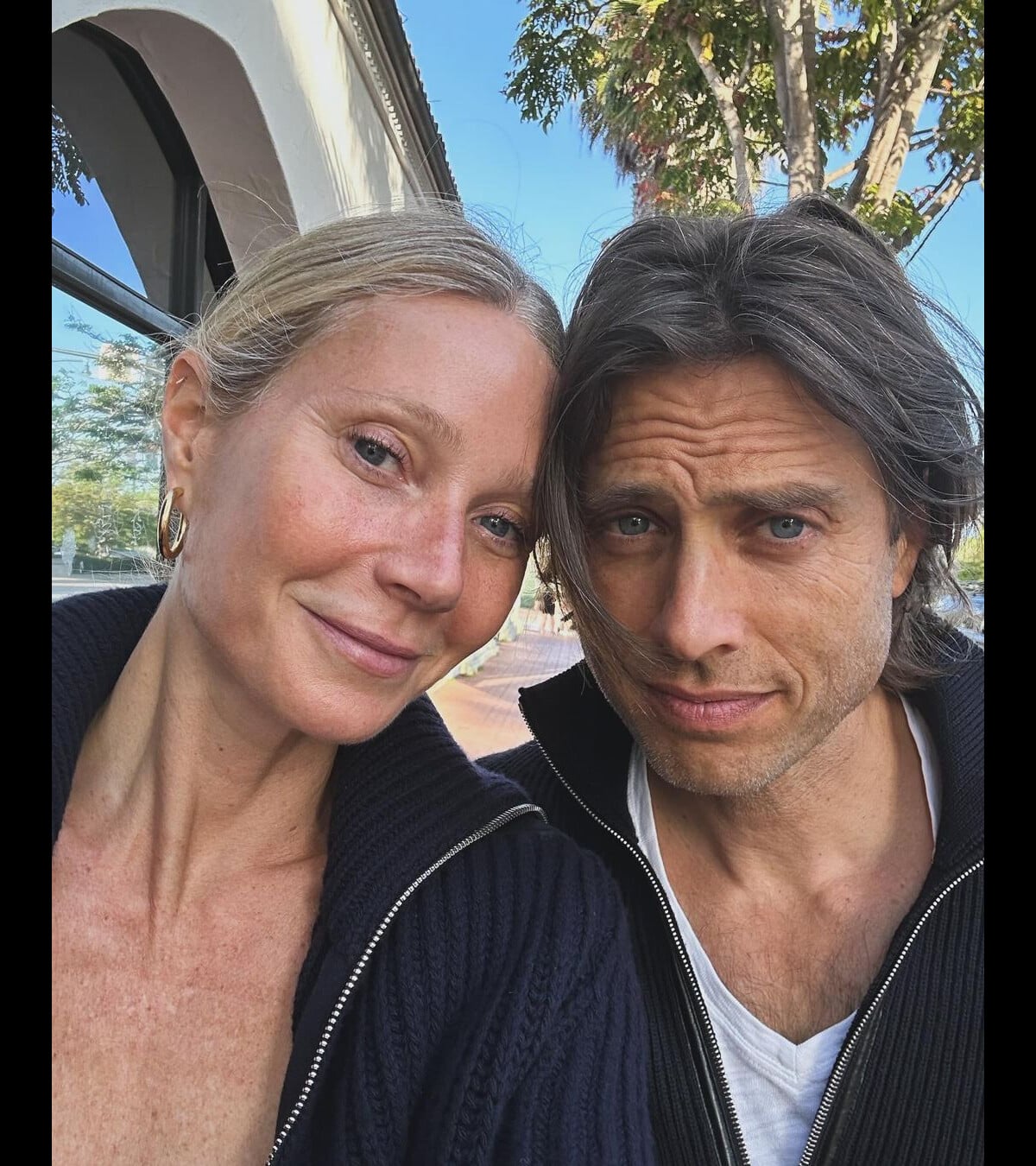 Photo : Gwyneth Paltrow et son mari Brad Falchuk. Instagram. Le 15 ...