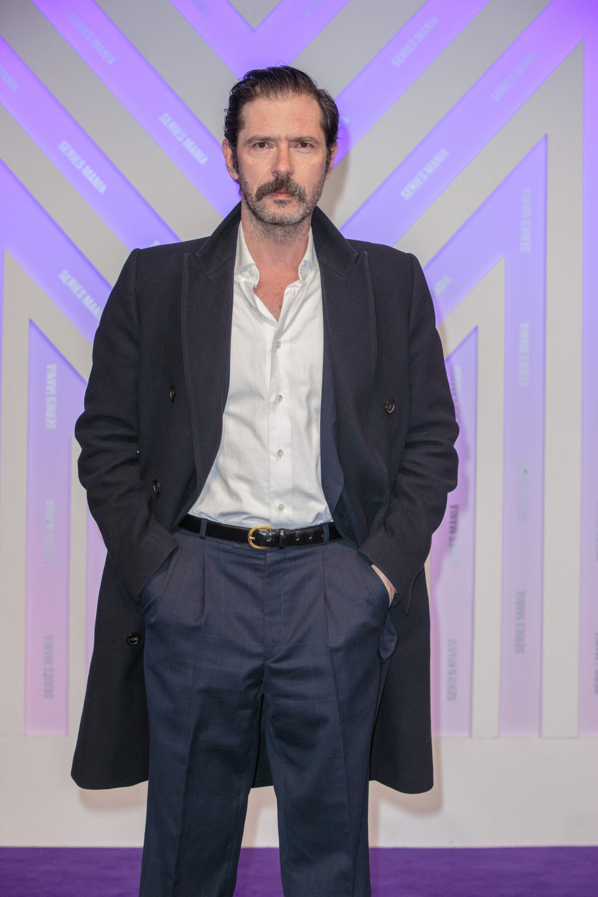 Photo : Melvil Poupaud lors du photocall Jour 2 Serie Mania Festival ...