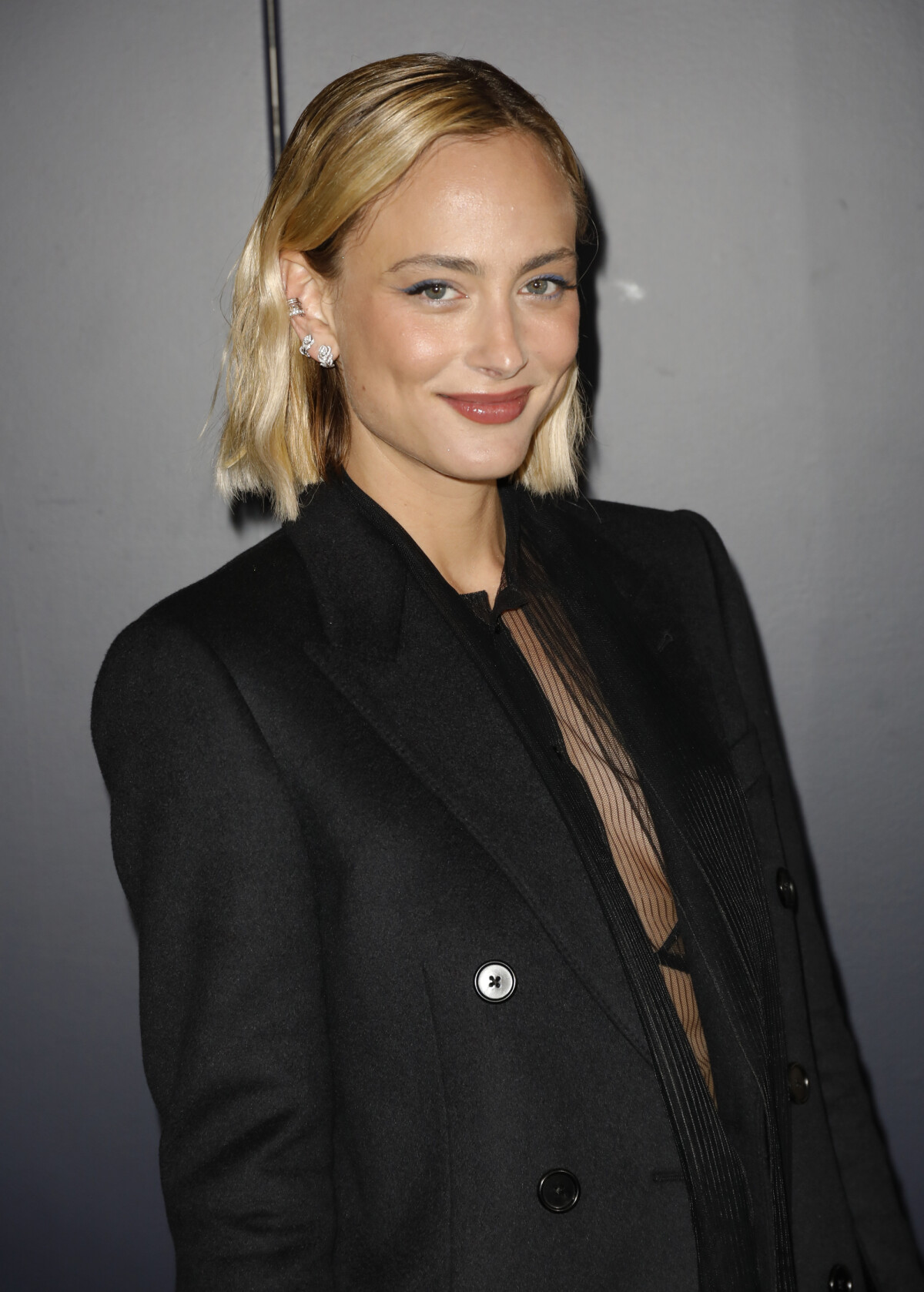 Photo : Léa n'est autre que la soeur de la comédienne Nora Arnezeder ...