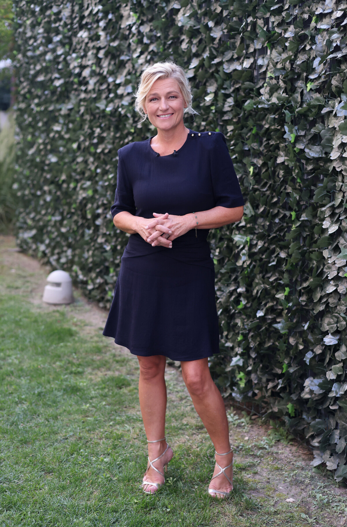 Photo : Qui remonte à son enfance. Exclusif - Anne-Elisabeth Lemoine ...