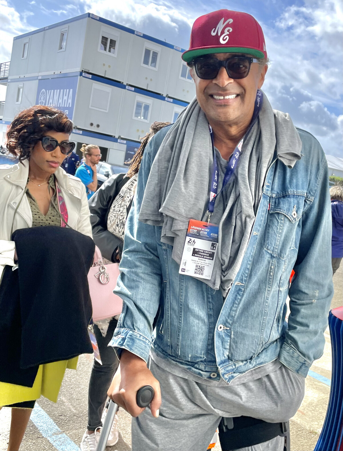 Photo : Yannick Noah et sa compagne Malika, lors des "24H du Mans", le ...