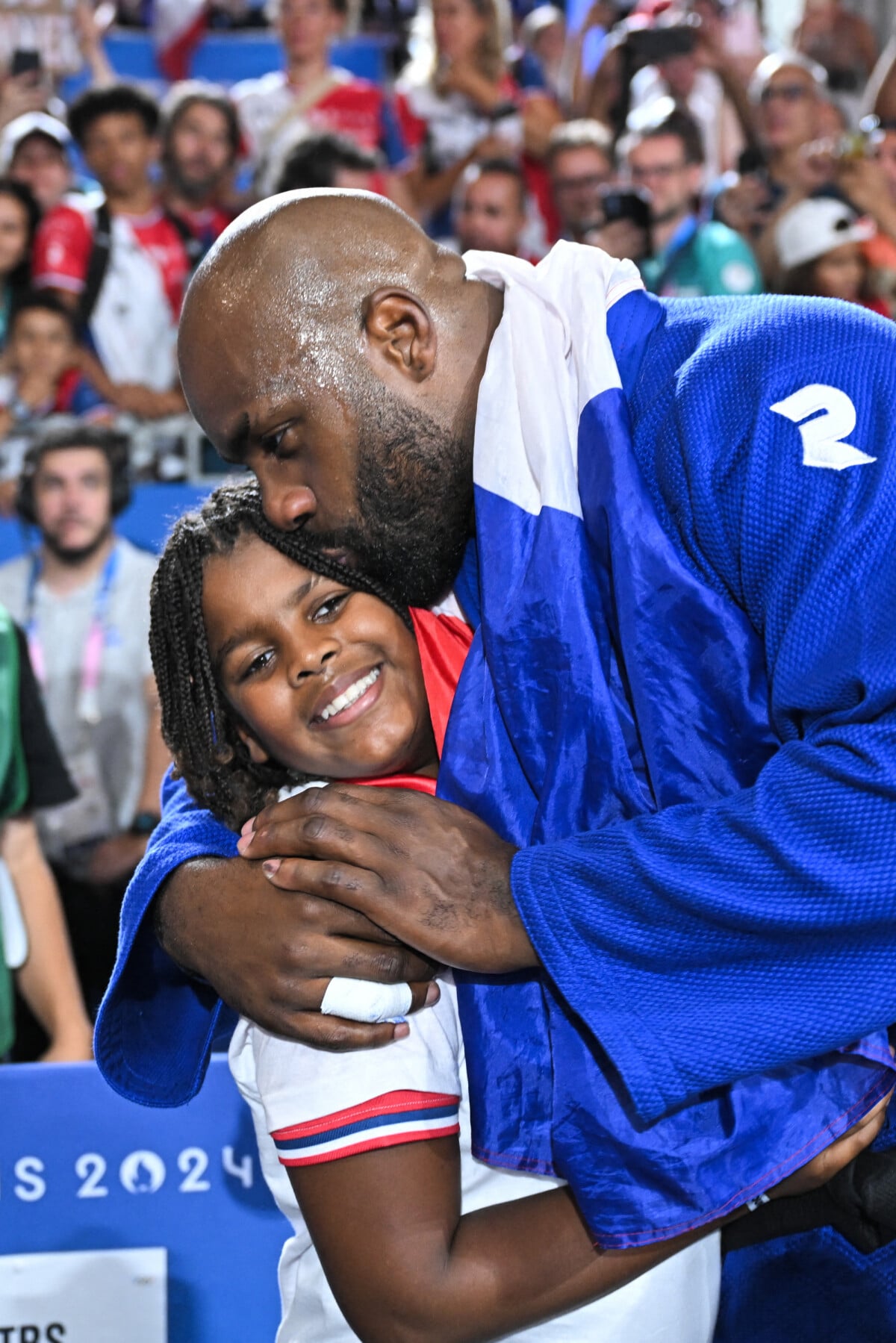 Photo : Eden, le fils de Teddy Riner était aux anges Teddy Riner ...