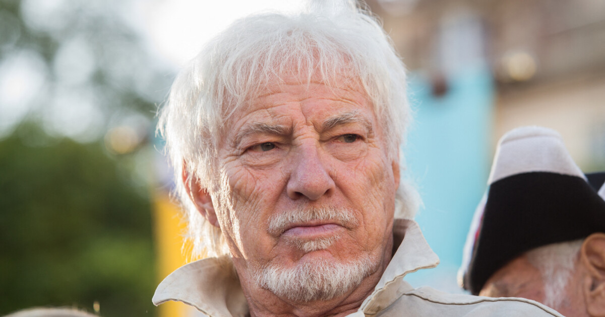 Hugues Aufray confronté au deuil de son frère à 26 ans, des ...
