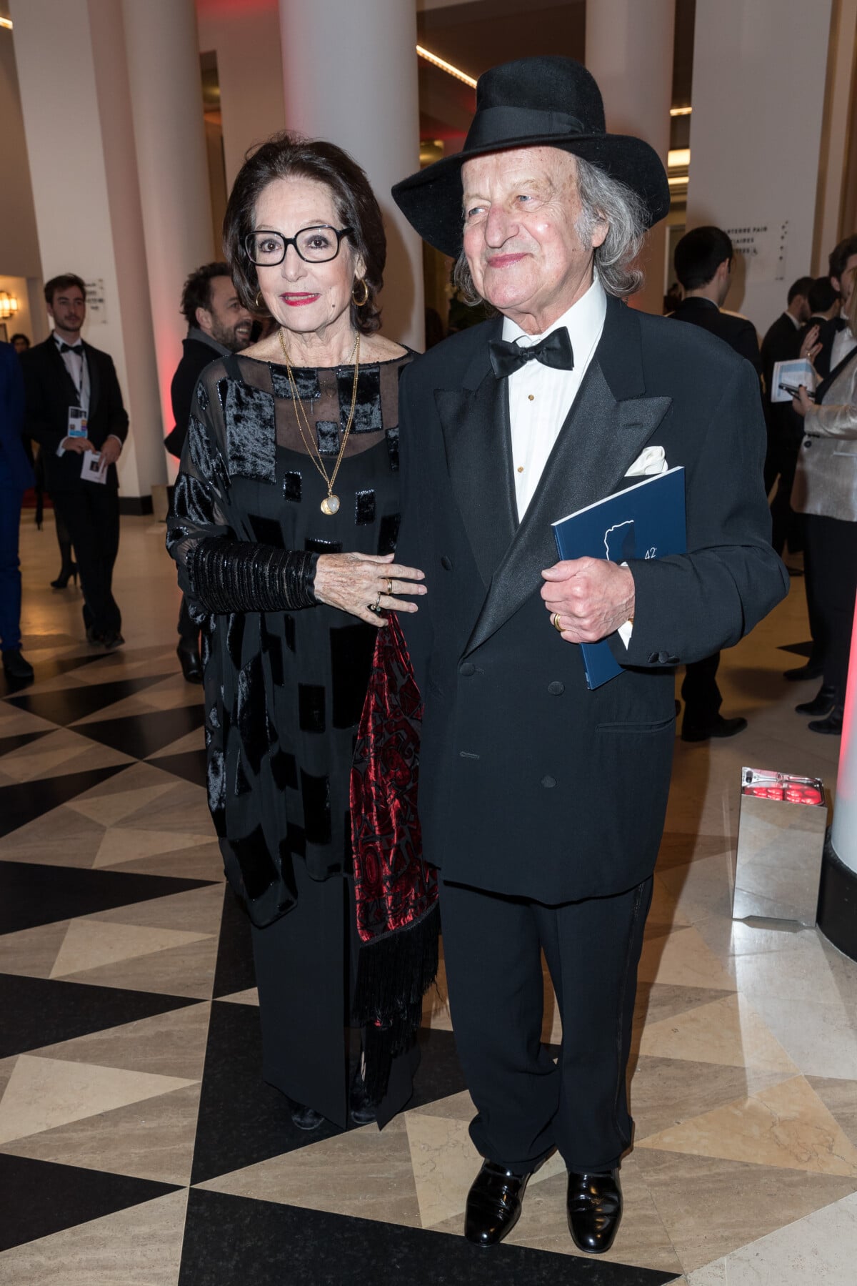 Photo : Nana Mouskouri et son mari André Chapelle - Arrivées à la 42ème ...