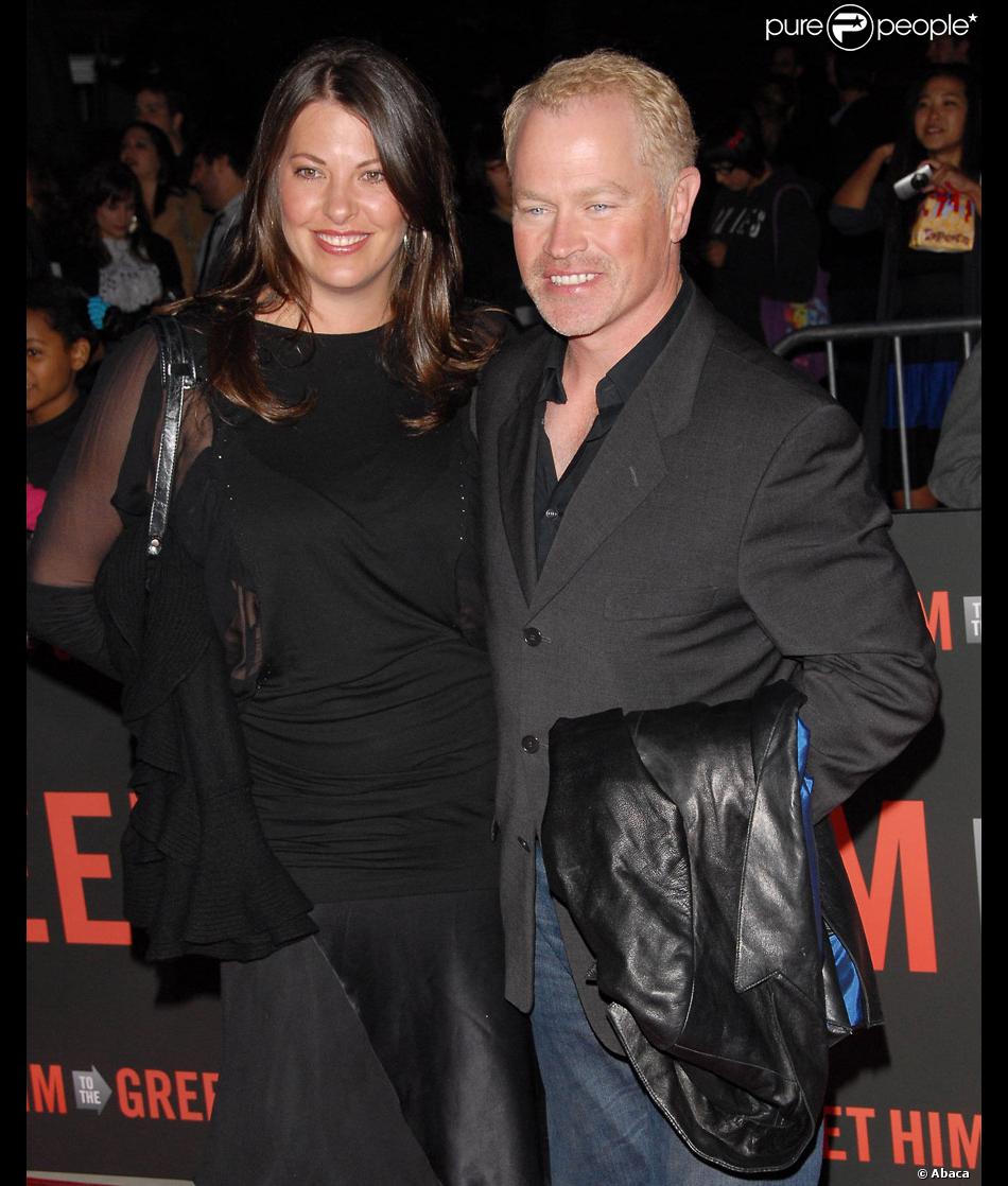 Neil McDonough lors de l'avant-première de Get him to the Greek à Los ...