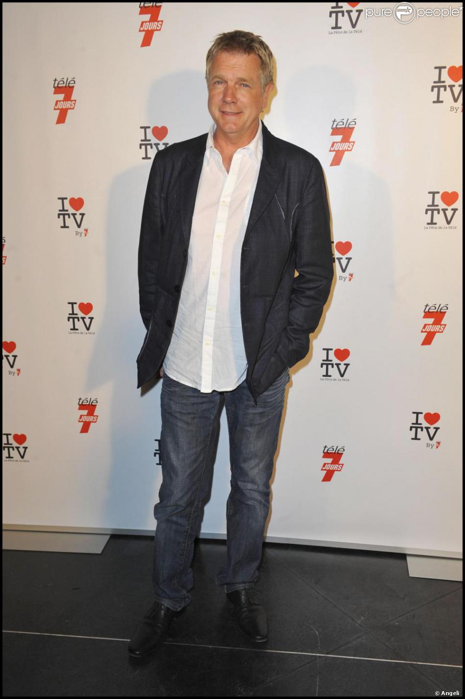 Xavier Deluc à la première Soirée de la Télévision, au Showcase, à ...