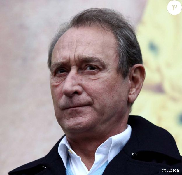 Bertrand Delanoë répond aux attaques de Françoise Hardy... - Purepeople