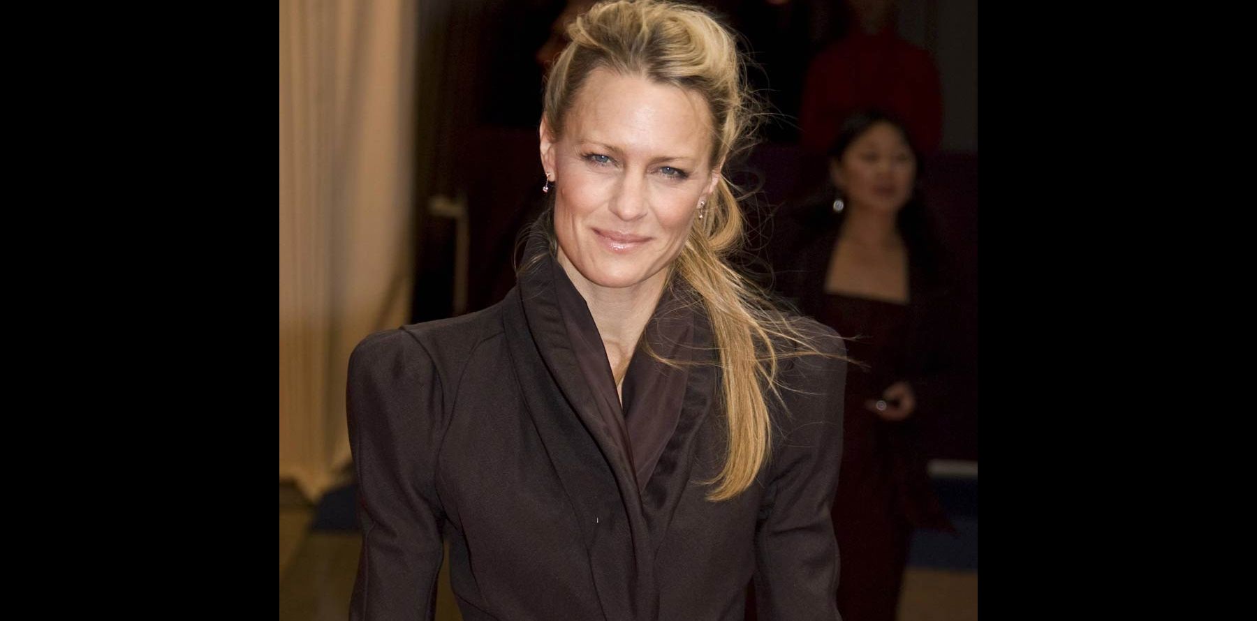 Robin Wright : Nouvelle coupe pour une nouvelle vie ! - Purepeople