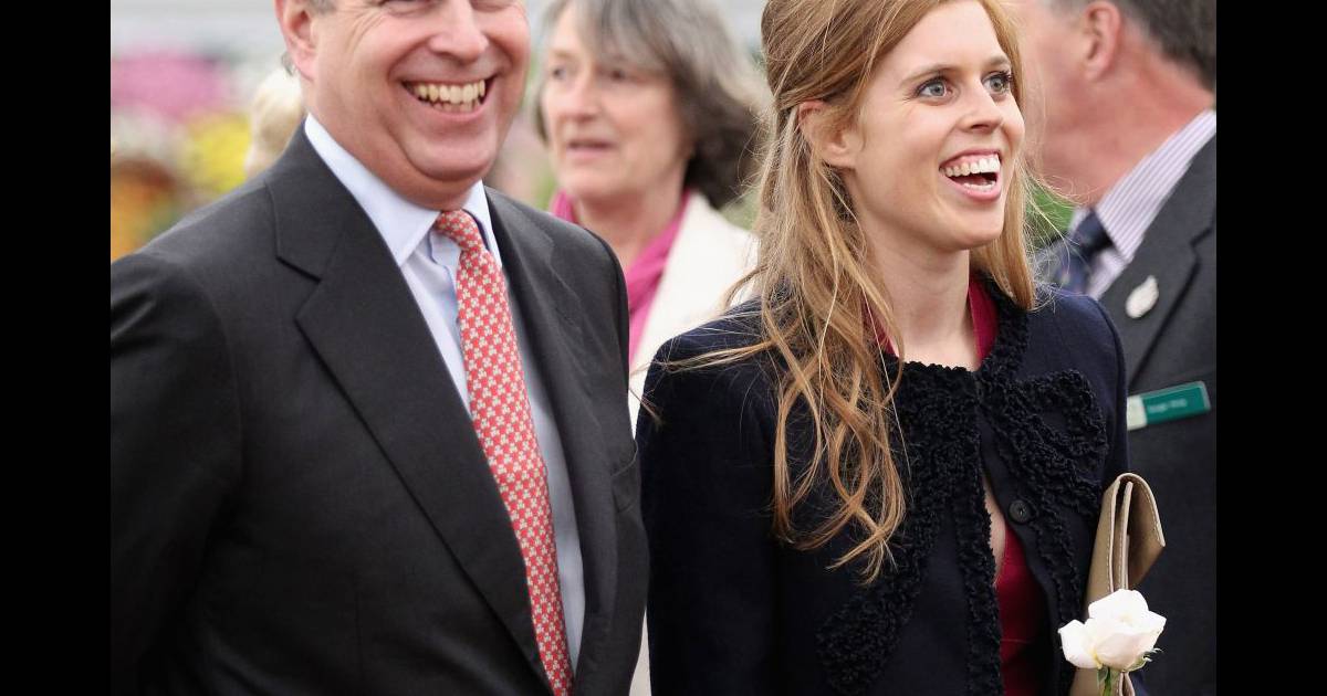 Sarah Ferguson se reprend côté look, ici avec son père le prince Andrew ...
