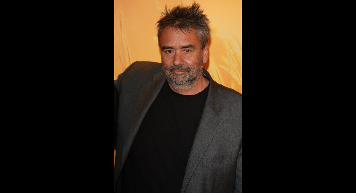 Vidéo : Luc Besson lors de l'avant-première du film The Lady à Paris le ...
