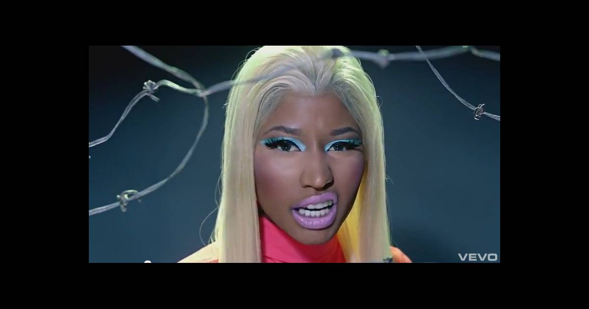 Nicki Minaj - Beez in the Trap ft. 2 Chainz - avril 2012. - Purepeople