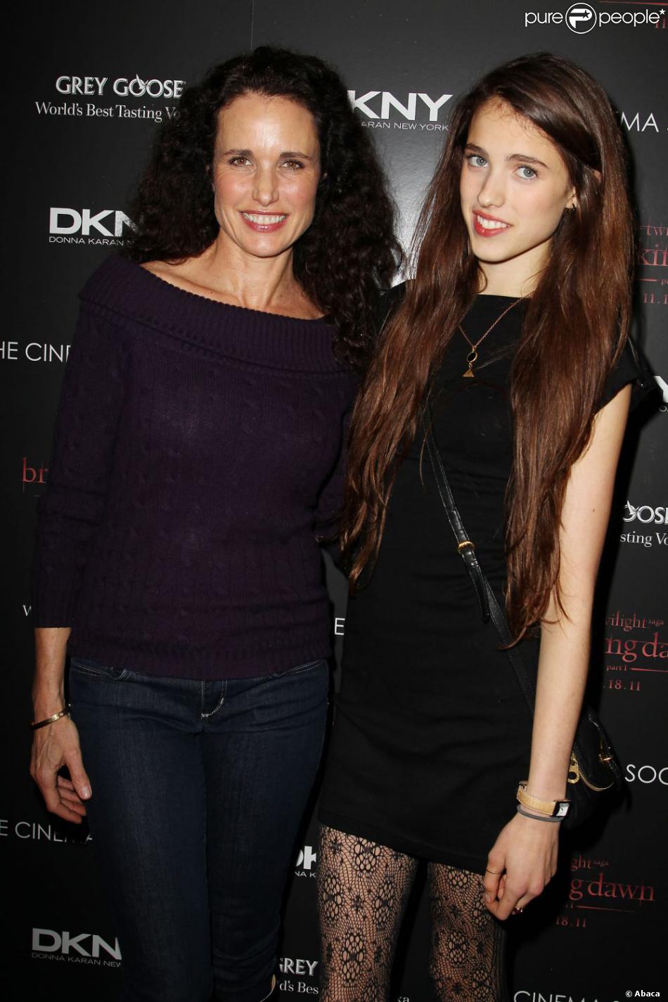 Sarah Margaret Qualley Et Sa Mère Andie Macdowell à New York En